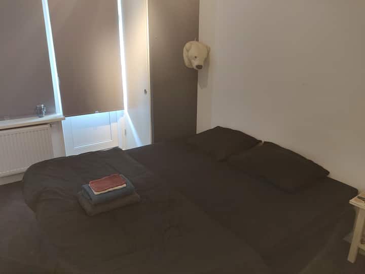 Beautiful Apartment, Wifi, Office, Full Kitchen - Sittard