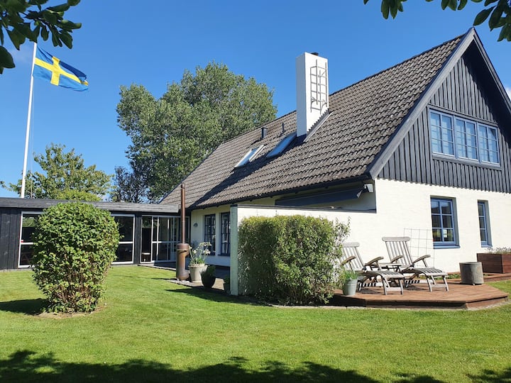 Villa I Idylliska Fiskeläget Viken. - Viken