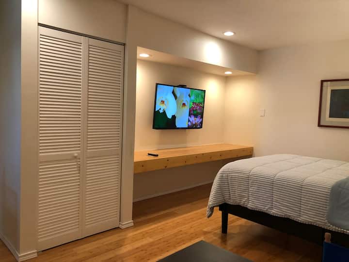 Beautiful Private Studio2 Ranchoviejo Golf Resort - Brownsville, TX