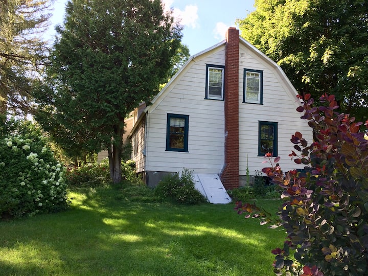 Bovina Catskills Farmhouse - Hobart, NY