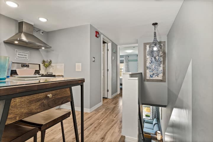 Ocean View Deck To Entertain 4 - Atlantic City, NJ