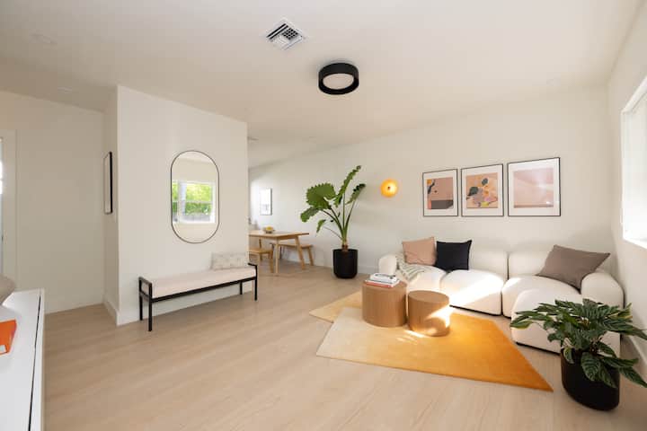 Mango House: A Botanical Oasis In Miami - Miami