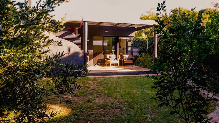 Mr Smith’s Spa Apartment By The Sea - Margaret River