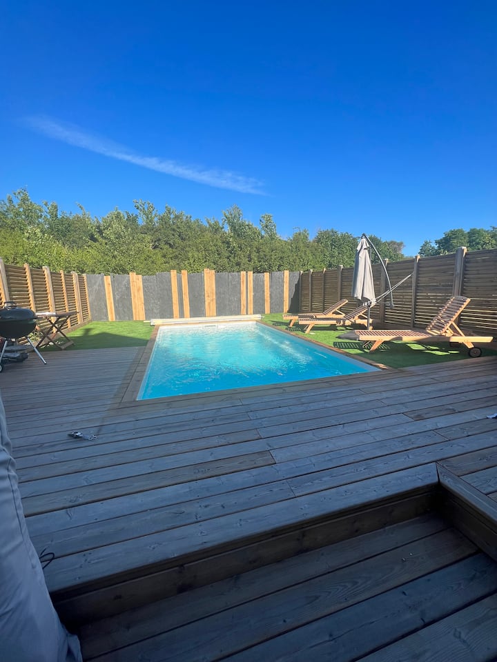 Maison Chaleureuse Avec Piscine. - Vallée de la Loire