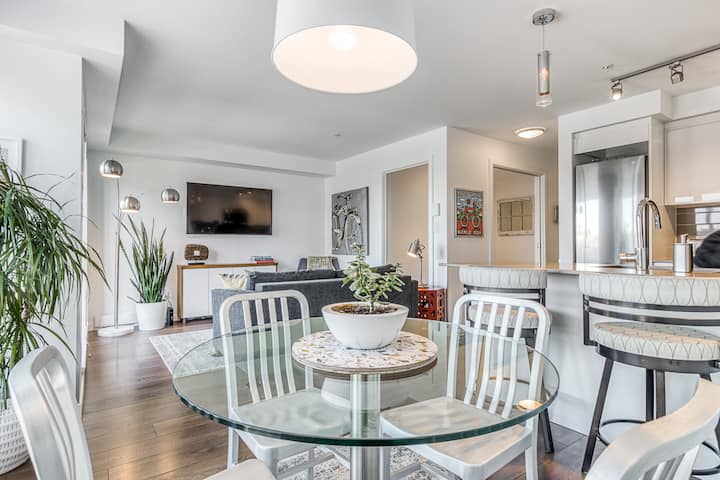 Historic Theatre Alley Retreat At The Union - Victoria