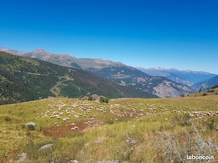 Appartement à La Montagne Avec Piscine - Valmeinier