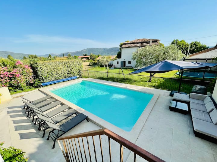 Villa Avec Piscine Et Dépendance - Aubagne