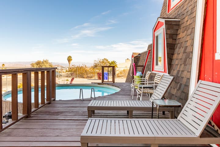 The Big Red Barn; Pool, Hot Tub & Fire Pit - Twentynine Palms, CA