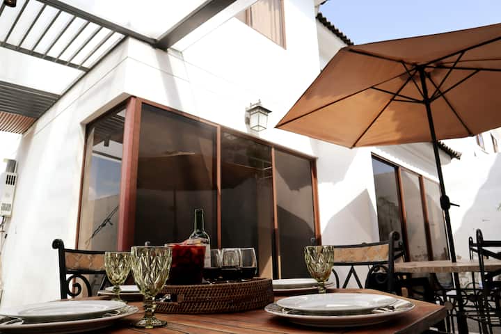 Guayaquil Family Home-private, Secure &Commercial - Guayaquil