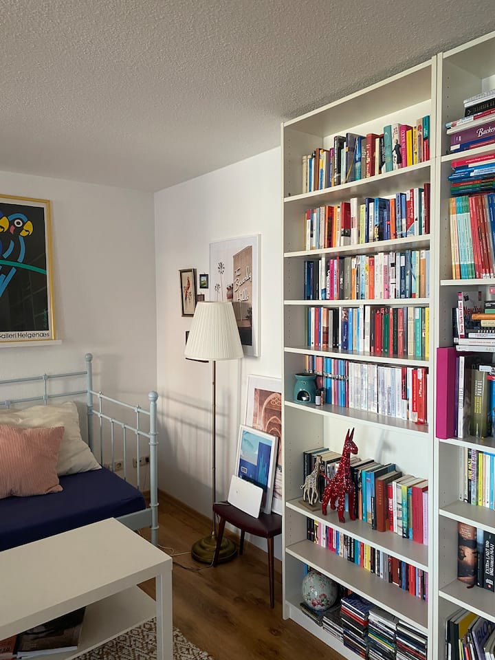 Beautiful Studio Apartment In Düsseldorf South - Düsseldorf