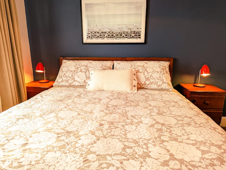 Room At 88, Accommodation Devonport, Tasmania - Aberdeen