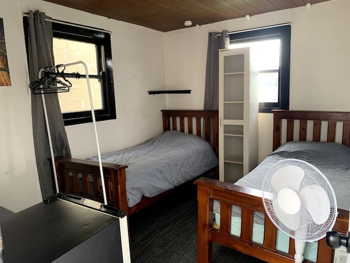Private Bungalow Room | Furnished Share House - Bairnsdale
