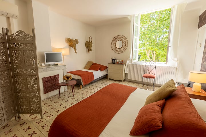 Mas De Capelou - Chambres Mantille/béguin - 3 Pers - Avignon