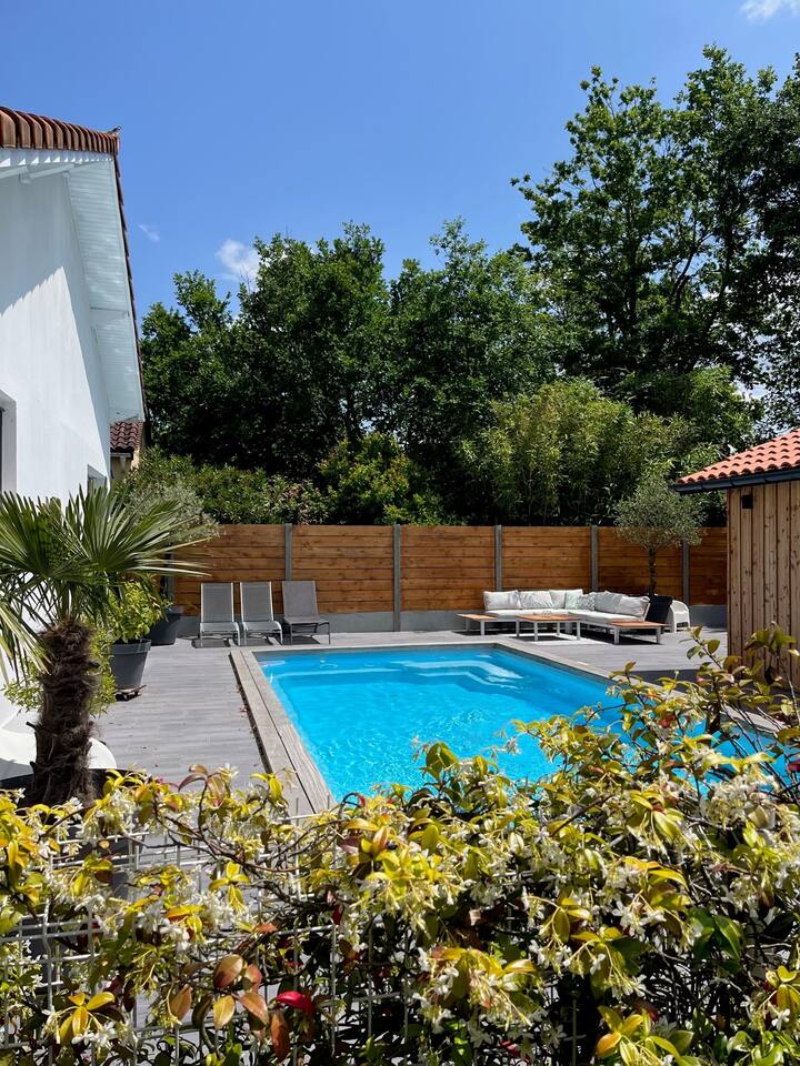 Maison Proche Bordeaux, Piscine, Séjour En Famille - Pessac