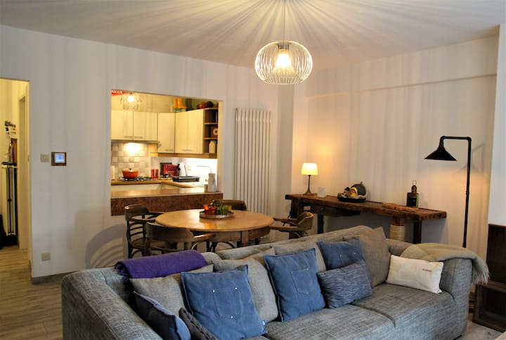 Gezellig Appartement +Garage En Extra Logeerkamer - La Panne