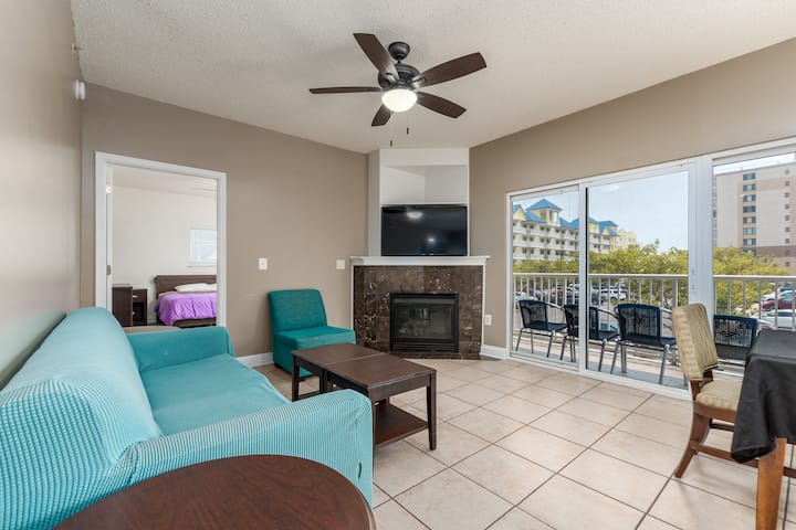 Oceanside Condo 3br + 2bath, Jacuzzi, Elevator - 2 - Ocean City, MD