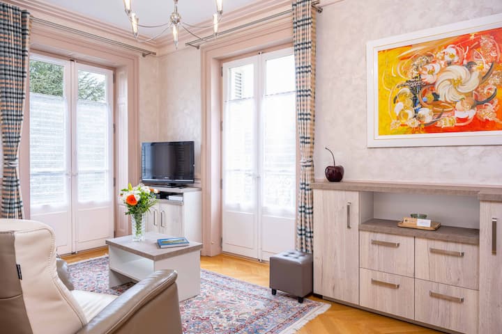 Suite Victoria Dans L'ancien Palace Le Splendide - Aix-les-Bains