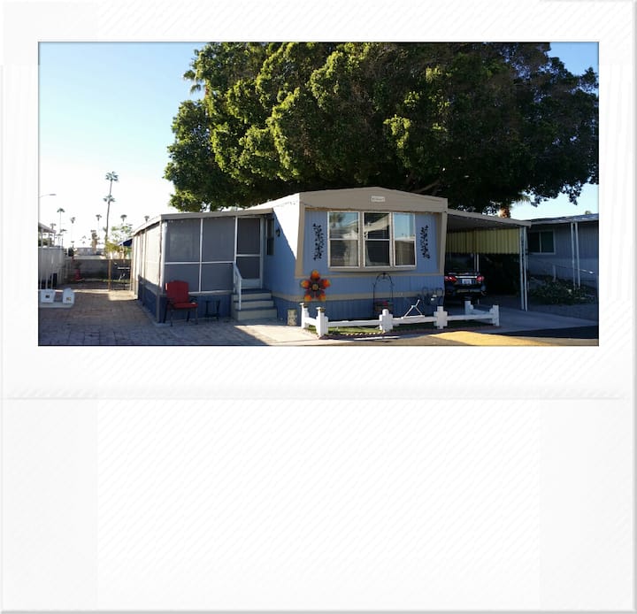 50+ Years Old Only Resort Retreat - Yuma, AZ