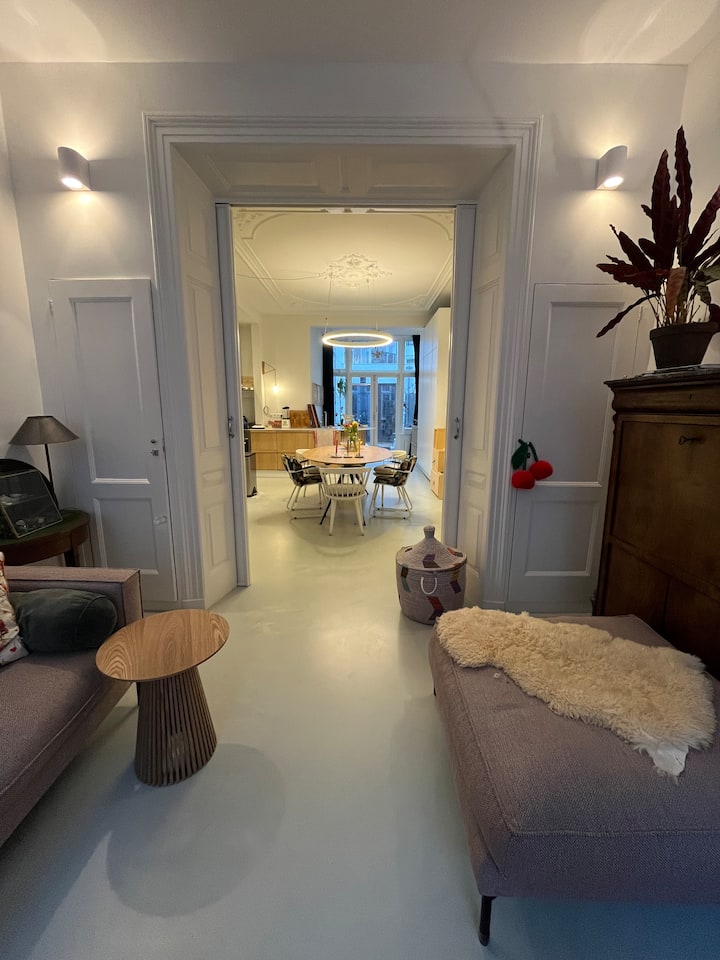 Beach-town House With Garden. Perfect For Family. - Monster