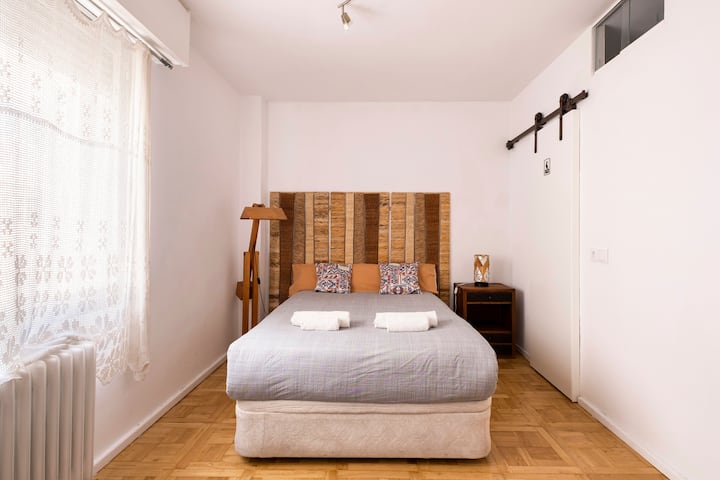 Bright Large Room With Private Bathroom - 馬德里
