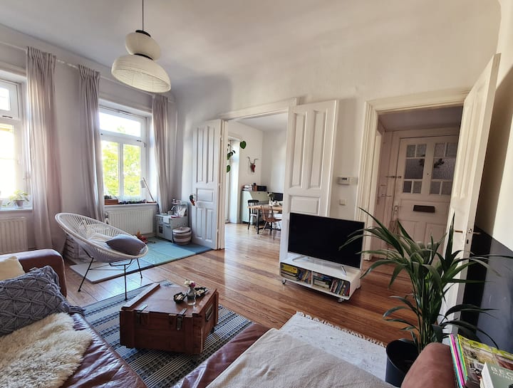 Schöne, Helle Altbauwohnung Zentral In Eimsbüttel - Hamburg