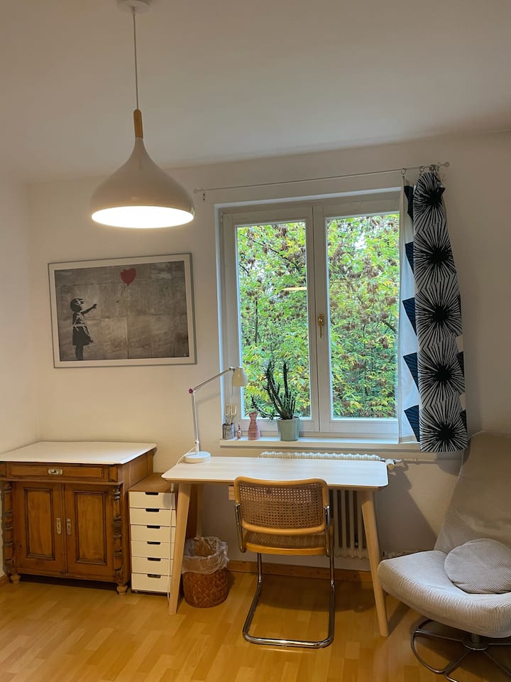 Centrally Located Room, Small But Cozy - Berlin
