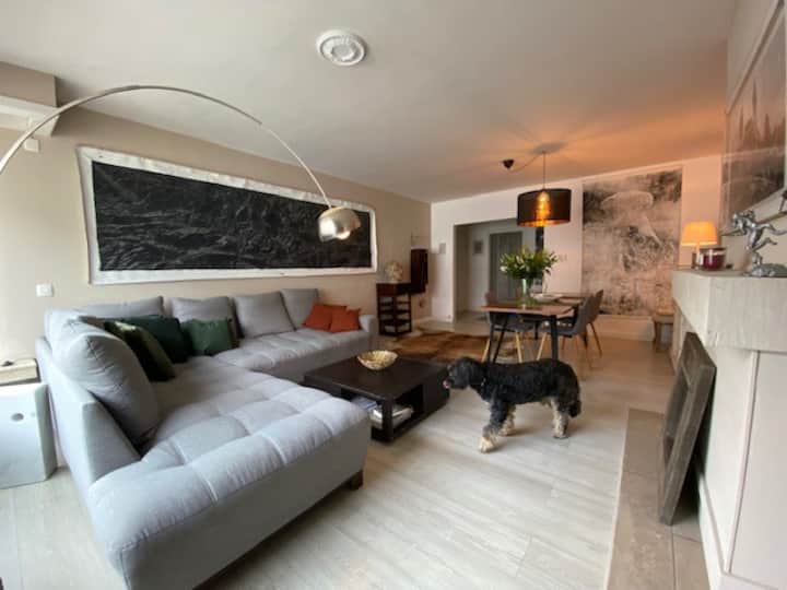 Art Appartement  Nabij Casino & Zee Incl. Parking - Ostende