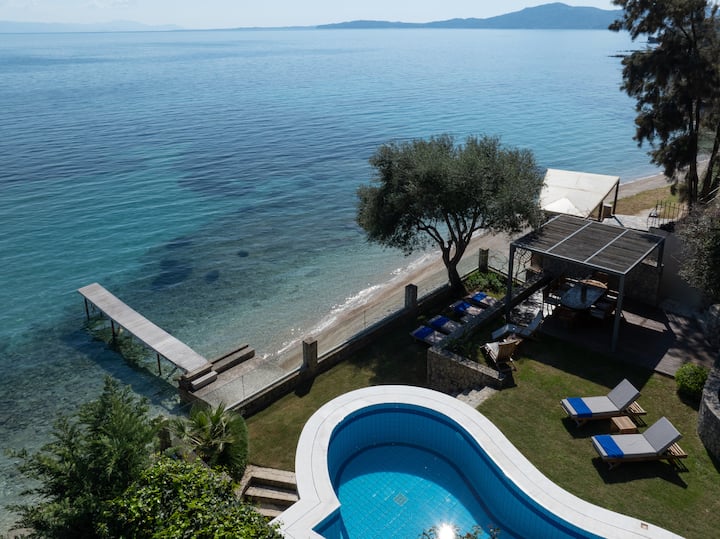 Villa Alia – Modern Comfort Direct Beach Access - Corfu