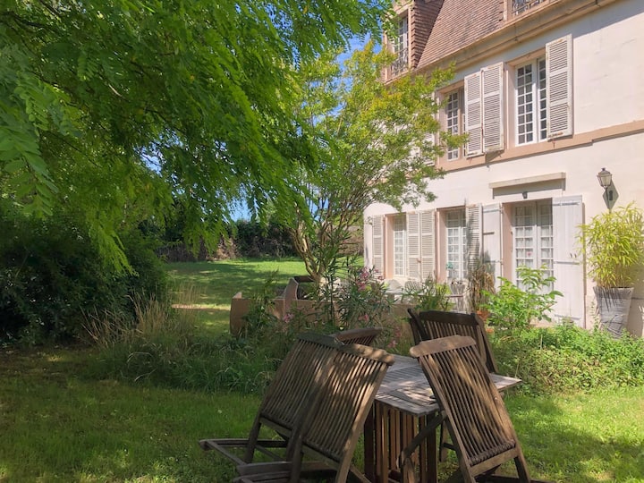 Gite De Groupe Modulable à Côté De Cognac - Cognac
