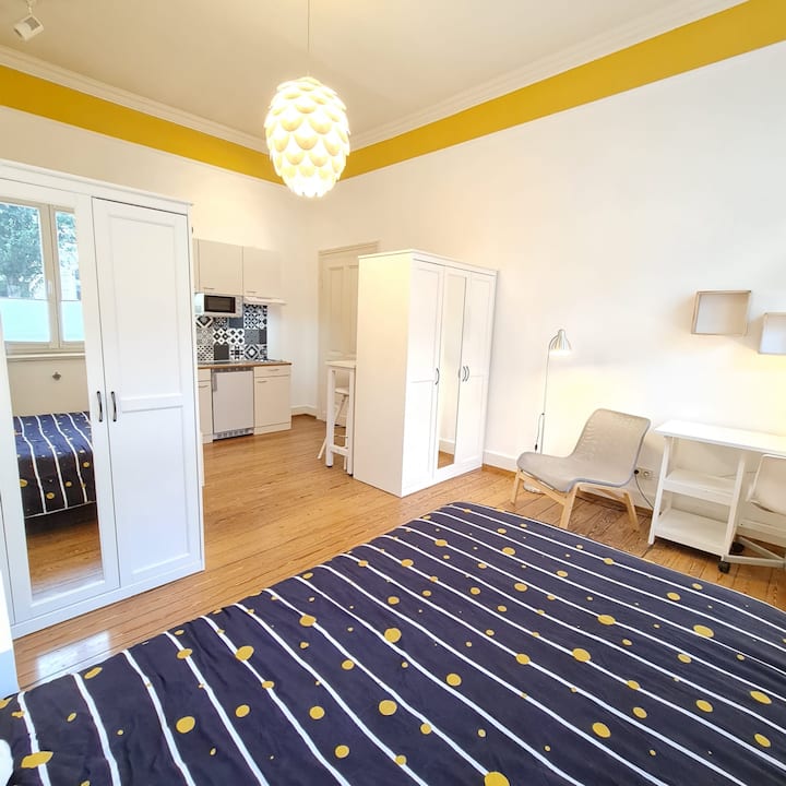 C1 - Double Room+kitchen In A Heritage House - Bonn