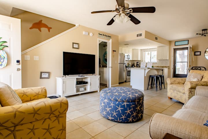 Townhouse In Pcb 3 Minute Walk To Beach - Panama City Beach, FL