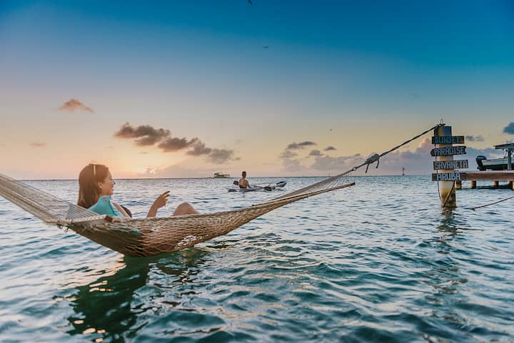 Sunset Paradise Beach House - Entire Apartment - Aruba