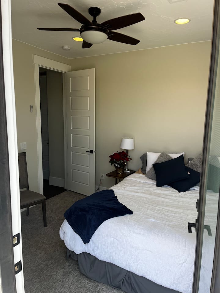 Quiet Private Room - St. George, UT