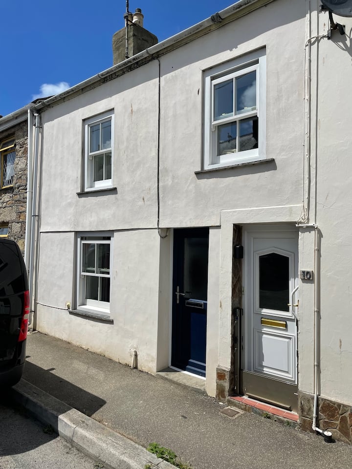 Pretty Artists Cottage In Copperhouse, Hayle - Hayle