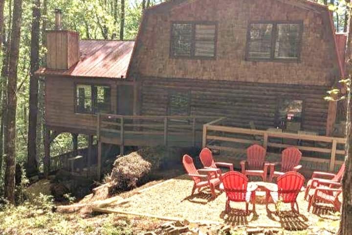 Honeybear Hideaway Spacious/private/intown Pets - Helen, GA