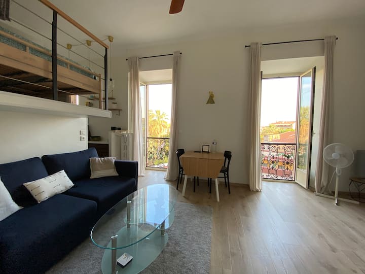 Studio De Charme Dans Palais Menton - Menton