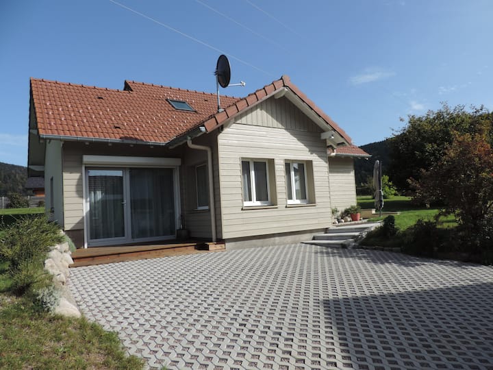 Le Hangar, Maison Au Calme Avec Un Grand Jardin - Gérardmer