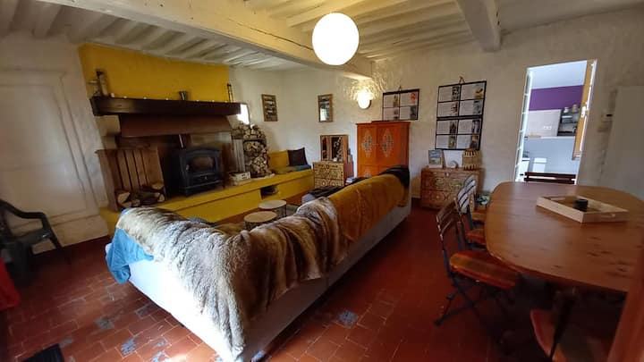 Chambre Mongole Dans Un Gîte - 4 Pers. - Paray-le-Monial