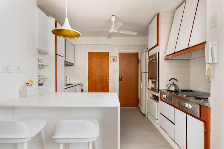 Room In Recoleta With Private Bathroom, Ac & Wi-fi - 부에노스아이레스
