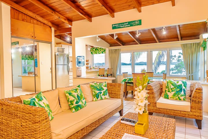 Breeze By The Sea - Antigua-et-Barbuda