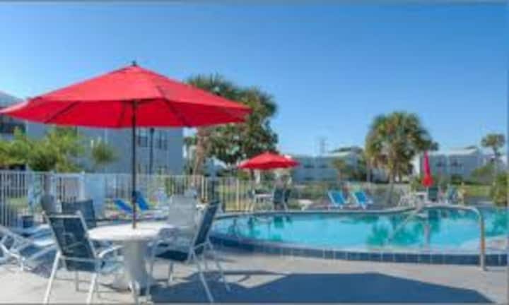 Condo In Ventura Country Club Exceptional 2/2 - Orlando, FL