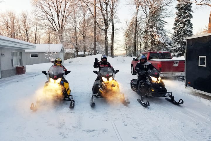 Nauti Oak On Lake Tomahawk/minocqua Chain - Minocqua, WI