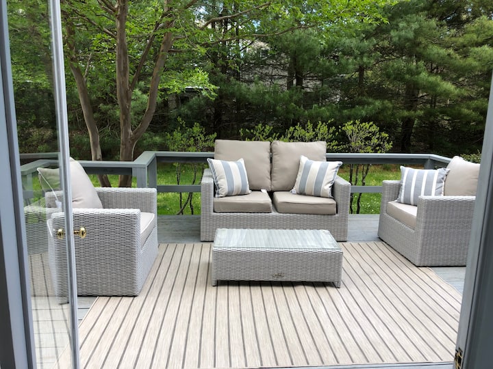 Private Comfortable Home Close To Local Beaches - Charlestown, RI