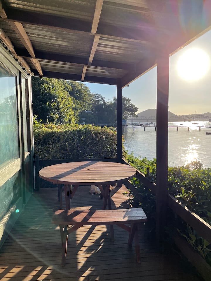Waterfront Retreat On Dangar Island - Dangar Island