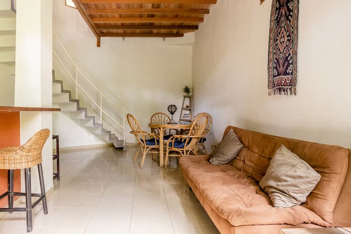Bajo At Rumah Semanggi - Two-storey Bungalow - Bali