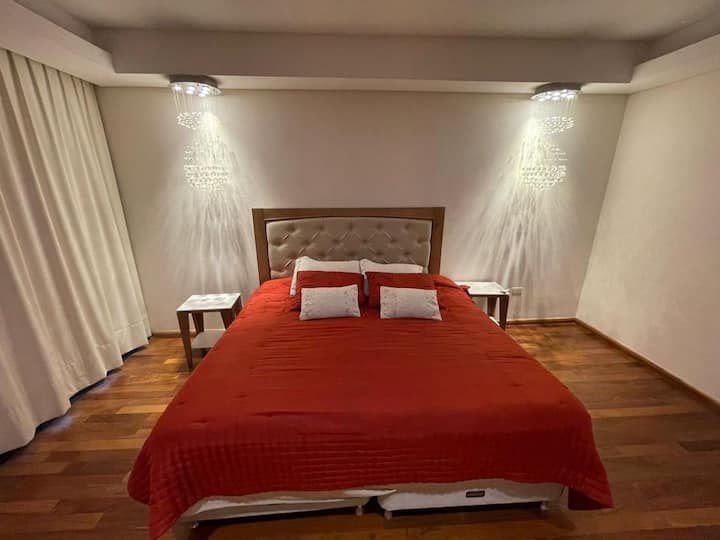 Departamento De Lujo Con 4 Habitaciones En Suite - Asunción