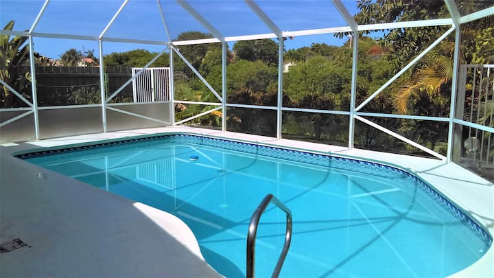 East Boca Vacation Getaway - Boca Raton, FL