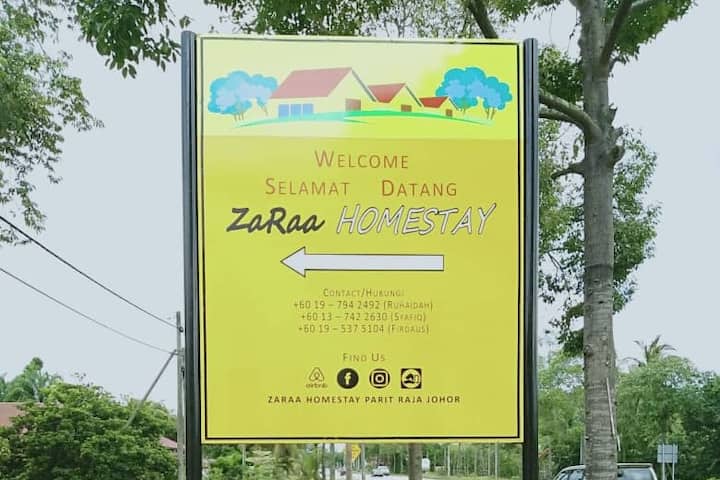 Homestay Parit Raja 3bed2bath Zaraa Guest House 2 - Ayer Hitam