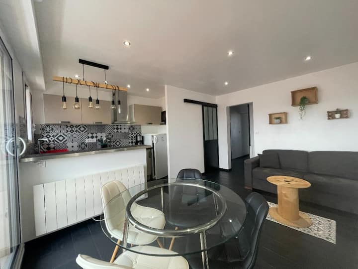 Appartement Centre Ville Avec Balcon - Notre-Dame-de-Monts