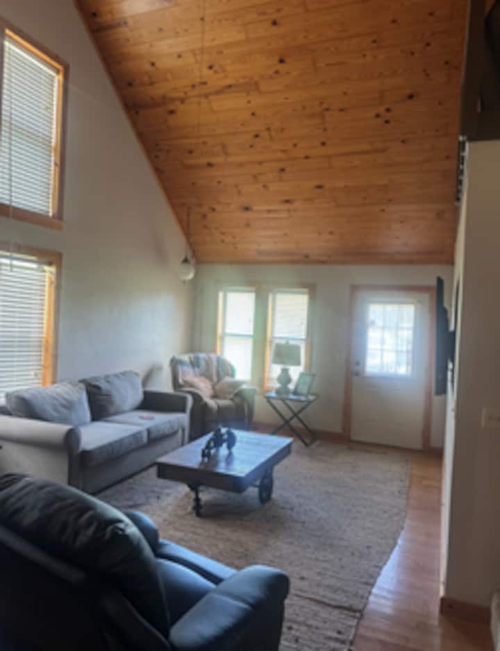 Whistle Sticks River Retreat - Grand Gulf State Park, Koshkonong